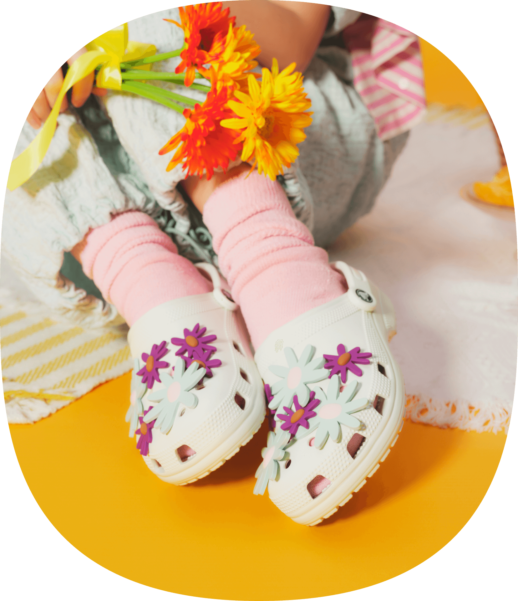クロックス × 仲里依紗｜夏を楽しむ自由な7変化スタイル｜Crocs公式